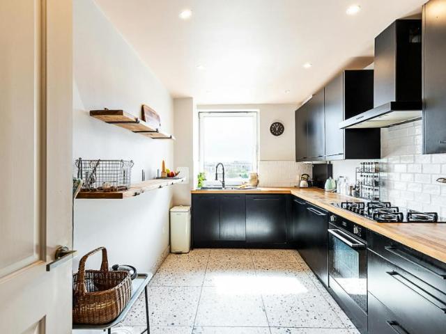 Apartment 2 Bedroom For Rent London London 4480 ELS101587554