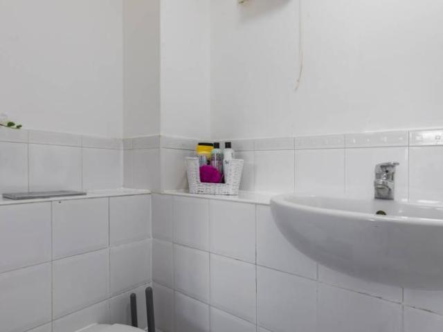 Apartment 2 Bedroom For Rent London London 4499 ELS101817963
