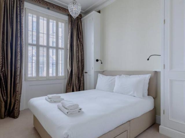 Apartment 2 Bedroom For Rent London London 4425 ELS96690794