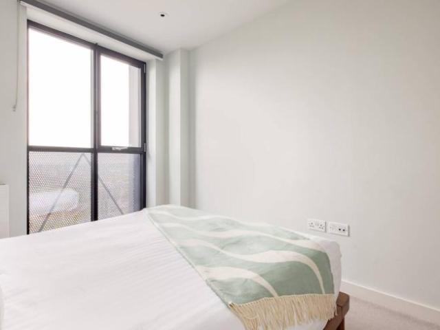 Apartment 2 Bedroom For Rent London London 4990 ELS101820867