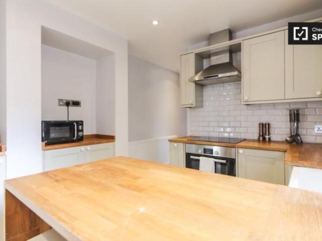 Apartment 2 Bedroom For Rent London London 5000 ELS101672015