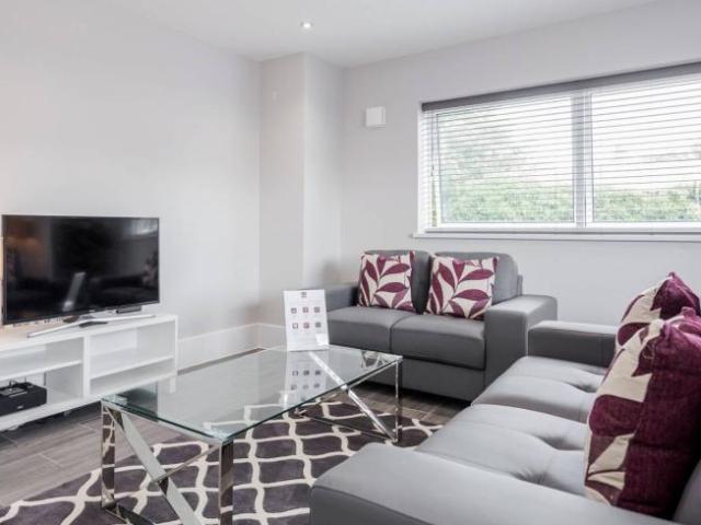 Apartment 2 Bedroom For Rent London London 5250 ELS101816414