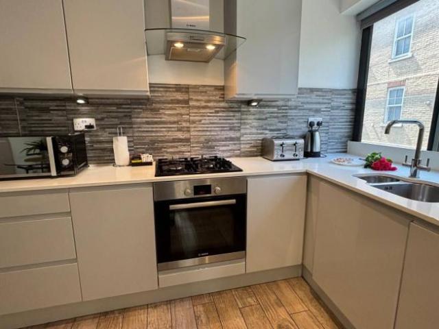 Apartment 2 Bedroom For Rent London London 5376 ELS90113660