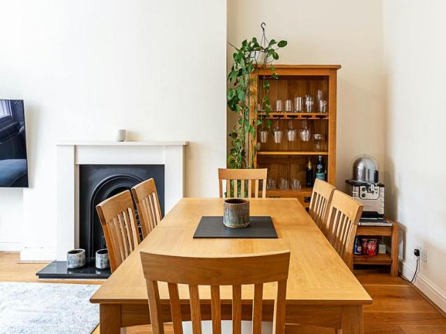 Apartment 2 Bedroom For Rent London London 5320 ELS102753464
