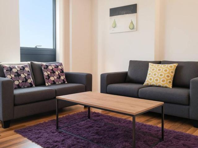 Apartment 2 Bedroom For Rent London London 5322 ES101846274