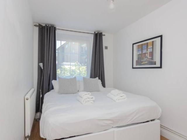 Apartment 2 Bedroom For Rent London London 5540 ELS101815072
