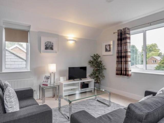 Apartment 2 Bedroom For Rent London London 5550 ELS101835280