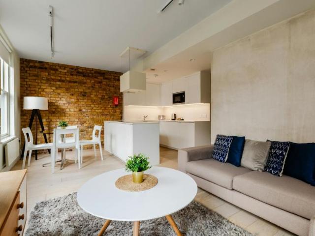Apartment 2 Bedroom For Rent London London 6000 ELS98959841