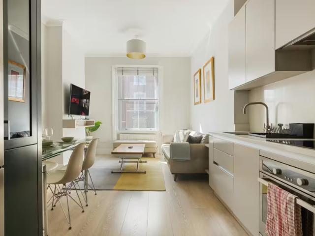 Apartment 2 Bedroom For Rent London London 7000 ELS98228405