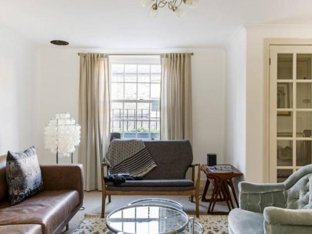 Apartment 2 Bedroom For Rent London London 7000 ES101850468