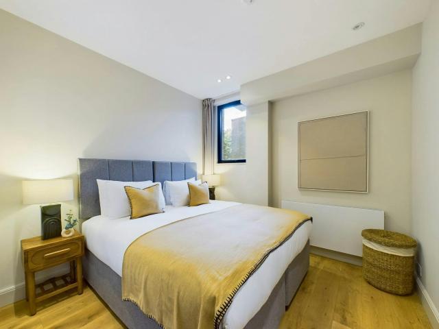 Apartment 2 Bedroom For Rent London London 7303 ELS87275336