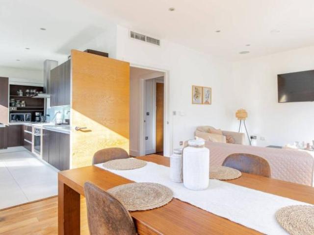Apartment 2 Bedroom For Rent London London 7500 ELS101818413