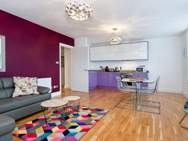 Apartment 2 Bedroom For Rent London London 8315 ELS101853977