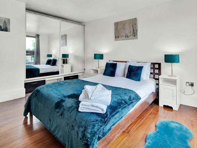 Apartment 2 Bedroom For Rent London London 8320 ELS92397989