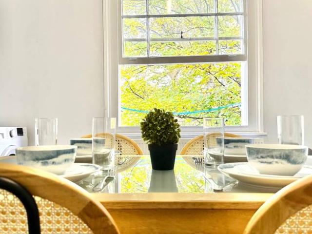 Apartment 2 Bedroom For Rent London London 8580 ELS101850851