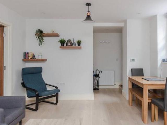 Apartment 2 Bedroom For Rent London London 8850 ELS81915141
