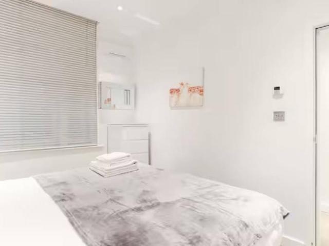 Apartment 2 Bedroom For Rent London London 9072 ELS101816274