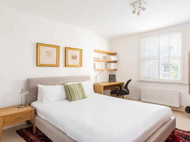 Apartment 2 Bedroom For Rent London London 9139 ES100532997
