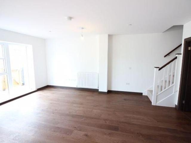 Apartment 2 Bedroom For Rent Peterborough Cambridgeshire 1500 ES99920709
