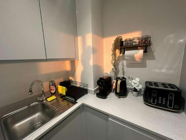 Apartment 2 Bedroom For Rent Salford Salford 2195 ELS100011673
