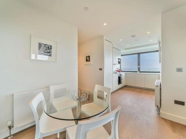 Apartment 2 Bedroom For Rent Wembley Wembley 7425 ES99510996