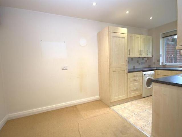 Apartment 2 Bedroom For Sale Macclesfield Cheshire East 135000 ELS101892399