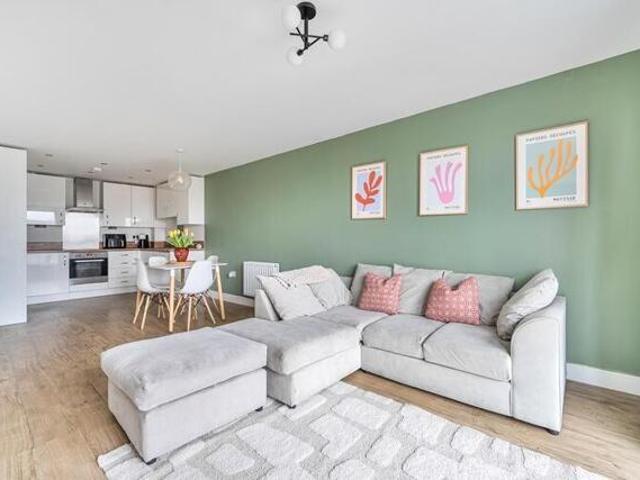 Apartment 2 Bedroom For Sale Maidenhead Windsor And Maidenhead 109500 ELS98503724
