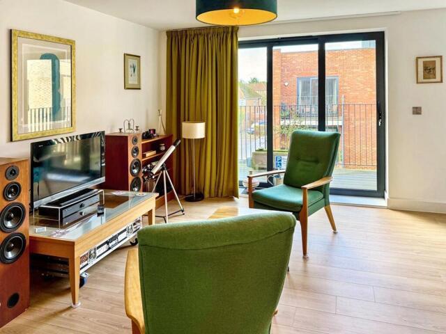 Apartment 2 Bedroom For Sale Margate Kent 225000 ELS99344731