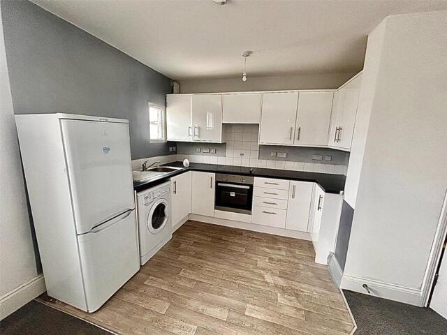 Apartment 2 Bedroom For Sale Nantwich Cheshire East 100000 ES99926394