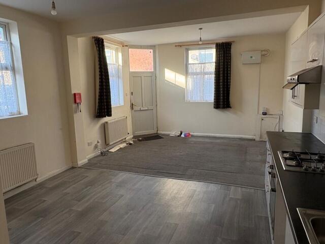 Apartment 2 Bedroom For Sale Northampton Northamptonshire 90000 ELS99952202