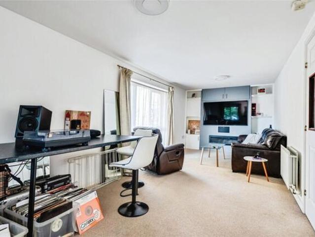 Apartment 2 Bedroom For Sale Oxford Oxfordshire 75000 ELS100855274