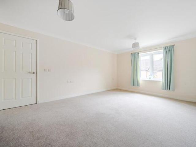 Apartment 2 Bedroom For Sale Oxfordshire Oxfordshire 180000 ELS101025294