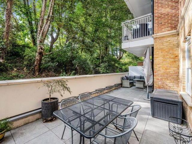 Apartment 2 Bedroom For Sale Oxted Surrey 600000 ES100456331