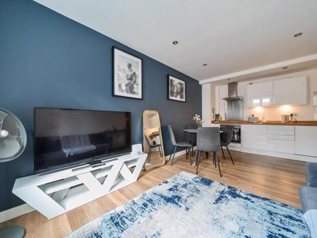 Apartment 2 Bedroom For Sale Abingdon Oxfordshire 250000 ELS100855060