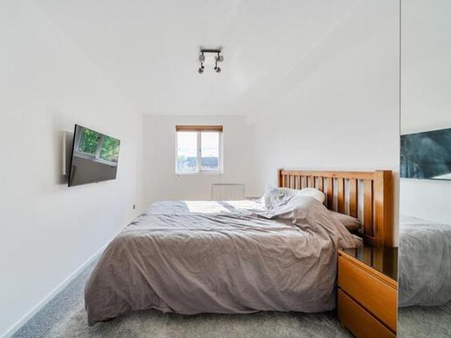 Apartment 2 Bedroom For Sale Abingdon Oxfordshire 235000 ES101796978