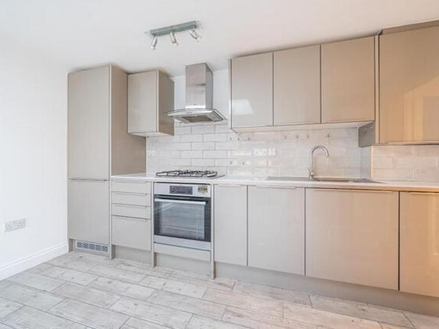 Apartment 2 Bedroom For Sale Buckinghamshire Buckinghamshire 195000 ELS101351734