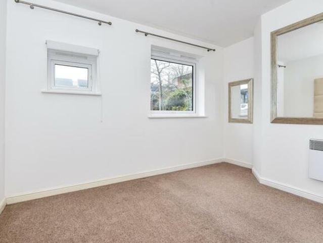 Apartment 2 Bedroom For Sale Buckinghamshire Buckinghamshire 217500 ES98321934