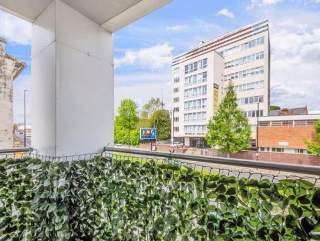 Apartment 2 Bedroom For Sale Barnet Greater London 144000 ES100191776
