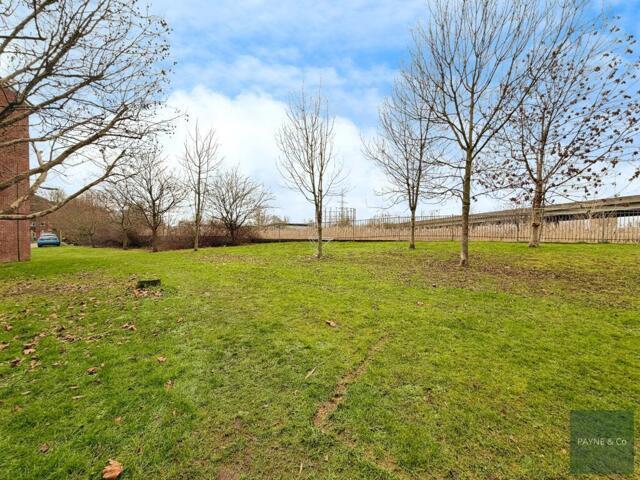 Apartment 2 Bedroom For Sale Barking Greater London 260000 ES98648834