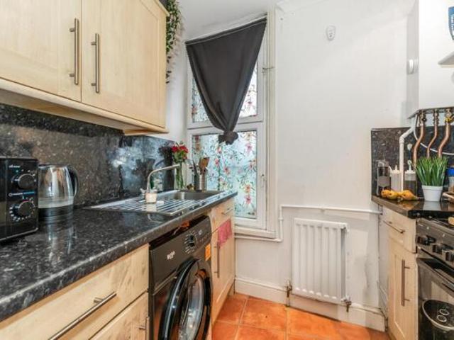 Apartment 2 Bedroom For Sale Beckenham Greater London 300000 ES98577812