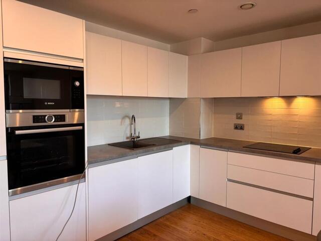 Apartment 2 Bedroom For Sale Birmingham West Midlands 288000 ES100096963
