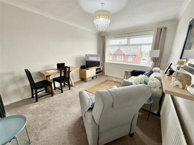 Apartment 2 Bedroom For Sale Blackpool Blackpool 100000 ES101379267