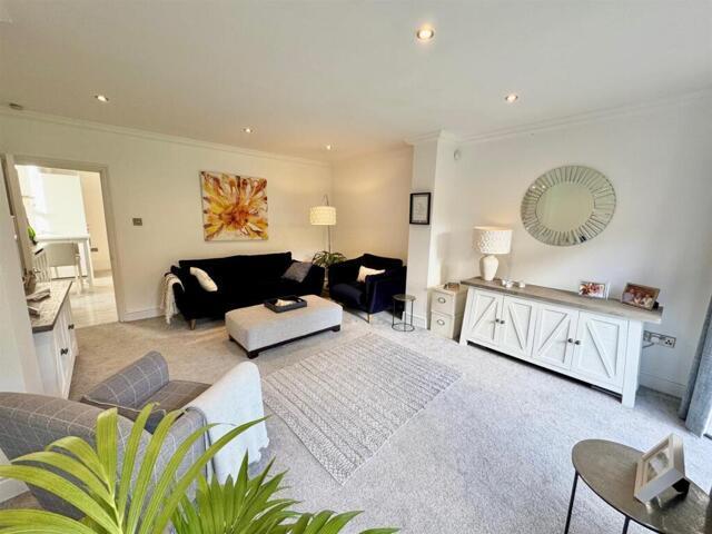 Apartment 2 Bedroom For Sale Bowdon Greater Manchester 475000 ES98204862