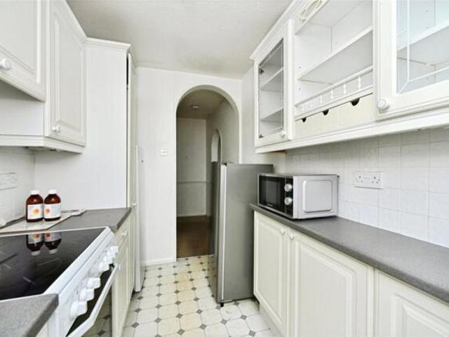 Apartment 2 Bedroom For Sale Brighton Brighton And Hove 250000 ELS101025678