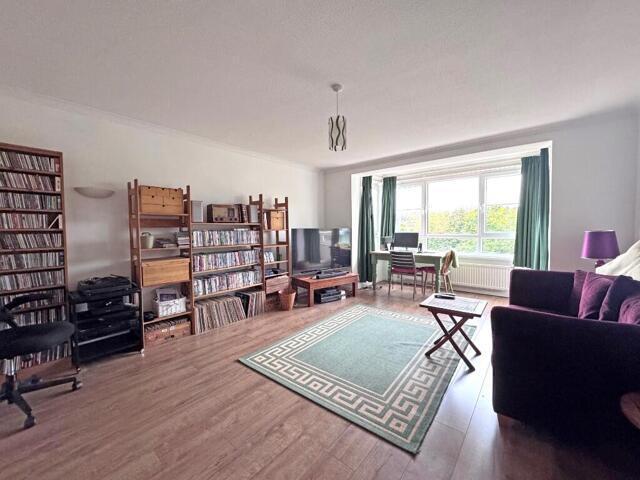 Apartment 2 Bedroom For Sale Brighton Brighton And Hove 400000 ELS98930025