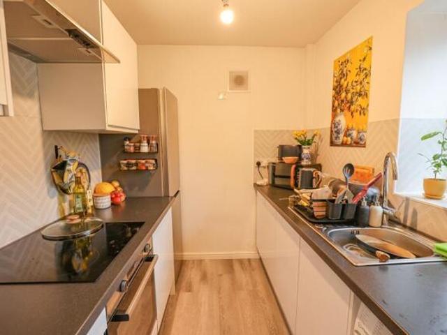 Apartment 2 Bedroom For Sale Cumbria Cumbria 139950 ES101231643