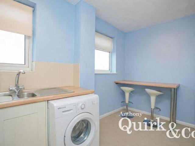 Apartment 2 Bedroom For Sale Canvey Island Essex 160000 ES99641998