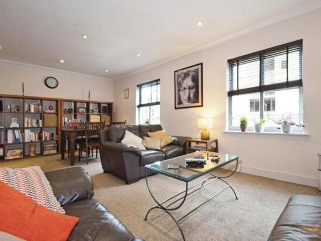 Apartment 2 Bedroom For Sale Cardiff Cardiff 180000 ES99926435