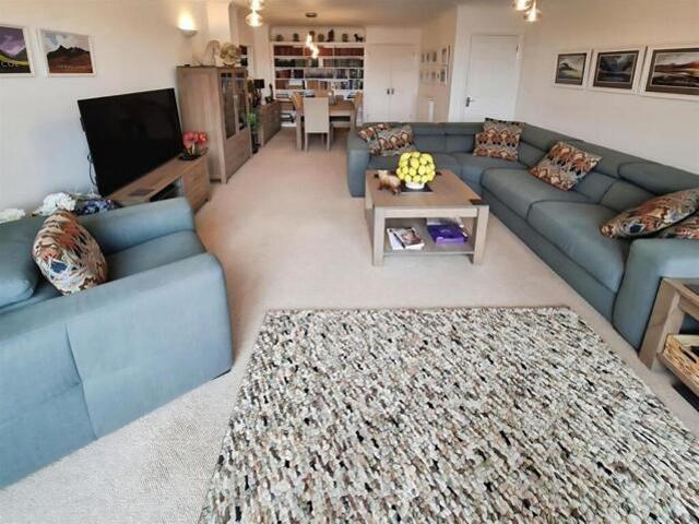 Apartment 2 Bedroom For Sale Chatham Kent 370000 ES100503110