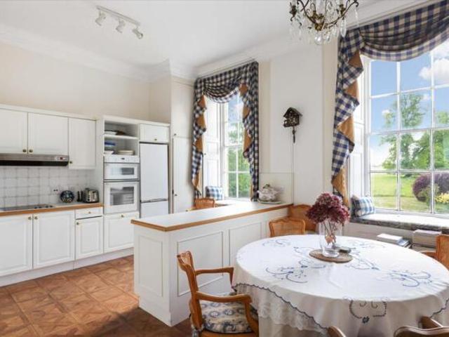 Apartment 2 Bedroom For Sale Cheltenham Gloucestershire 425000 ELS100786632